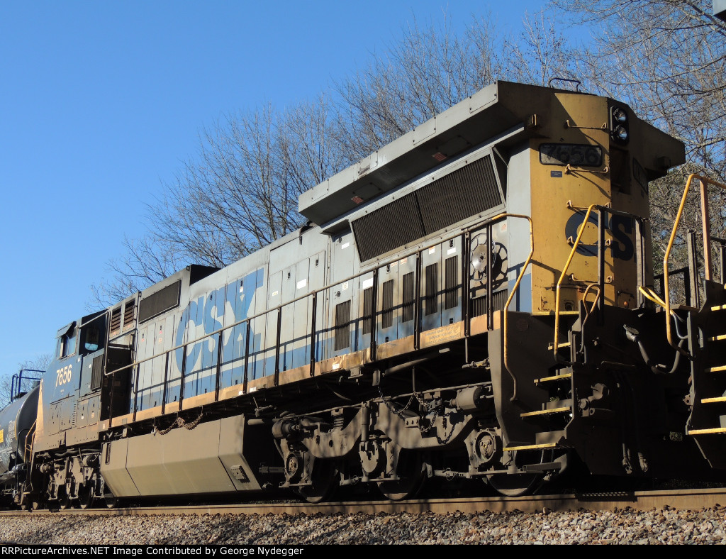 CSX 7656 / C40-8W close-up
